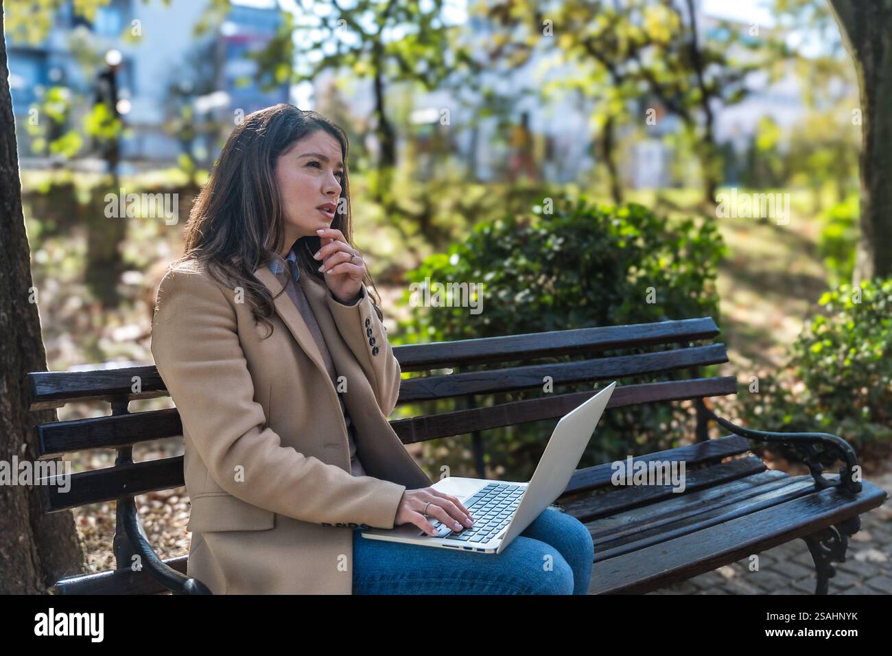 Daily life and routine of young businesswoman. Young business women ...