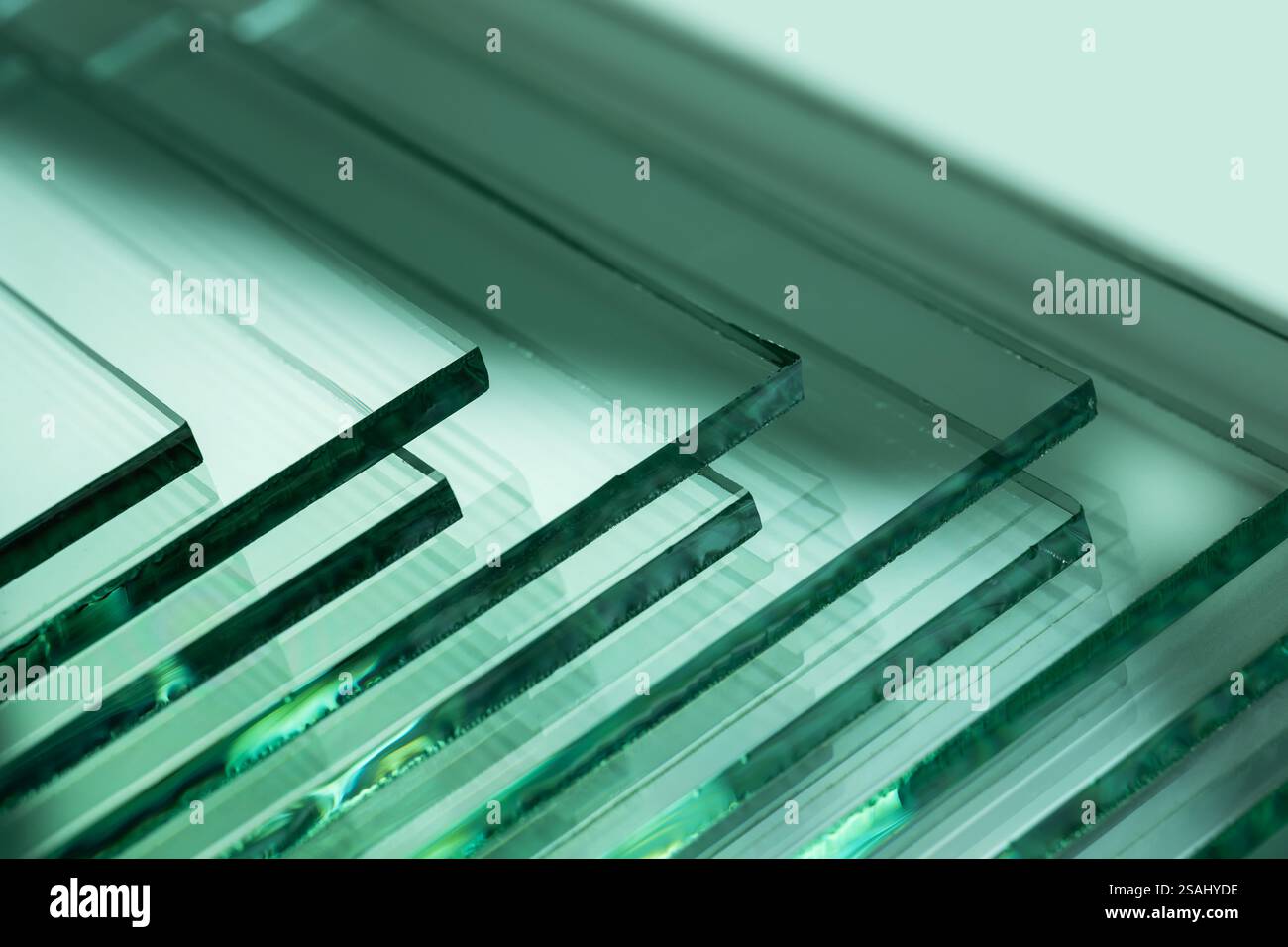 Sheets of Factory manufacturing tempered clear float glass panels cut ...