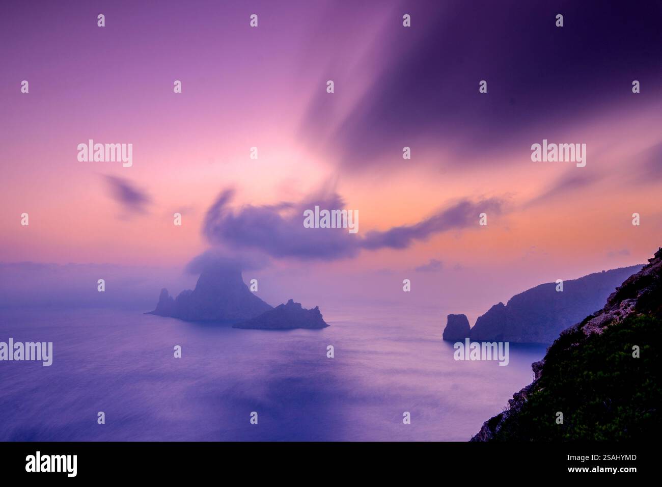 Es Vedrá islet, nature reserve, Sant Josep de Talaia, Ibiza, Balearic ...