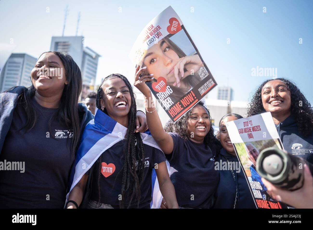 Tel Aviv, Tel Aviv, ISRAEL. 30th Jan, 2025. PEOPLE GATHER THE WELCOMING ...