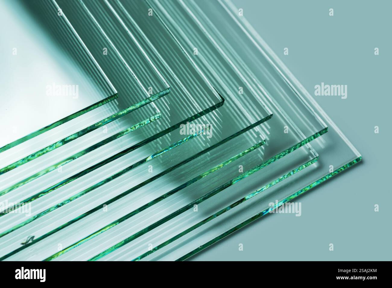 Sheets of Factory manufacturing tempered clear float glass panels cut ...