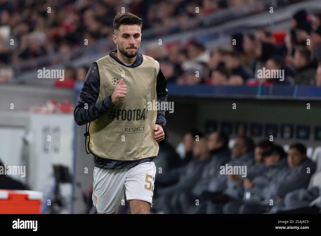 Eliot Bujupi (VfB Stuttgart, #52) GER, VfB Stuttgart vs. Paris Saint ...