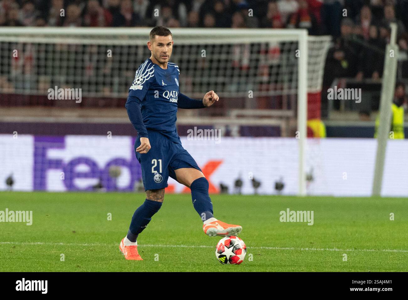 Lucas Hernandez (Paris Saint-Germain, #21) GER, VfB Stuttgart vs. Paris ...