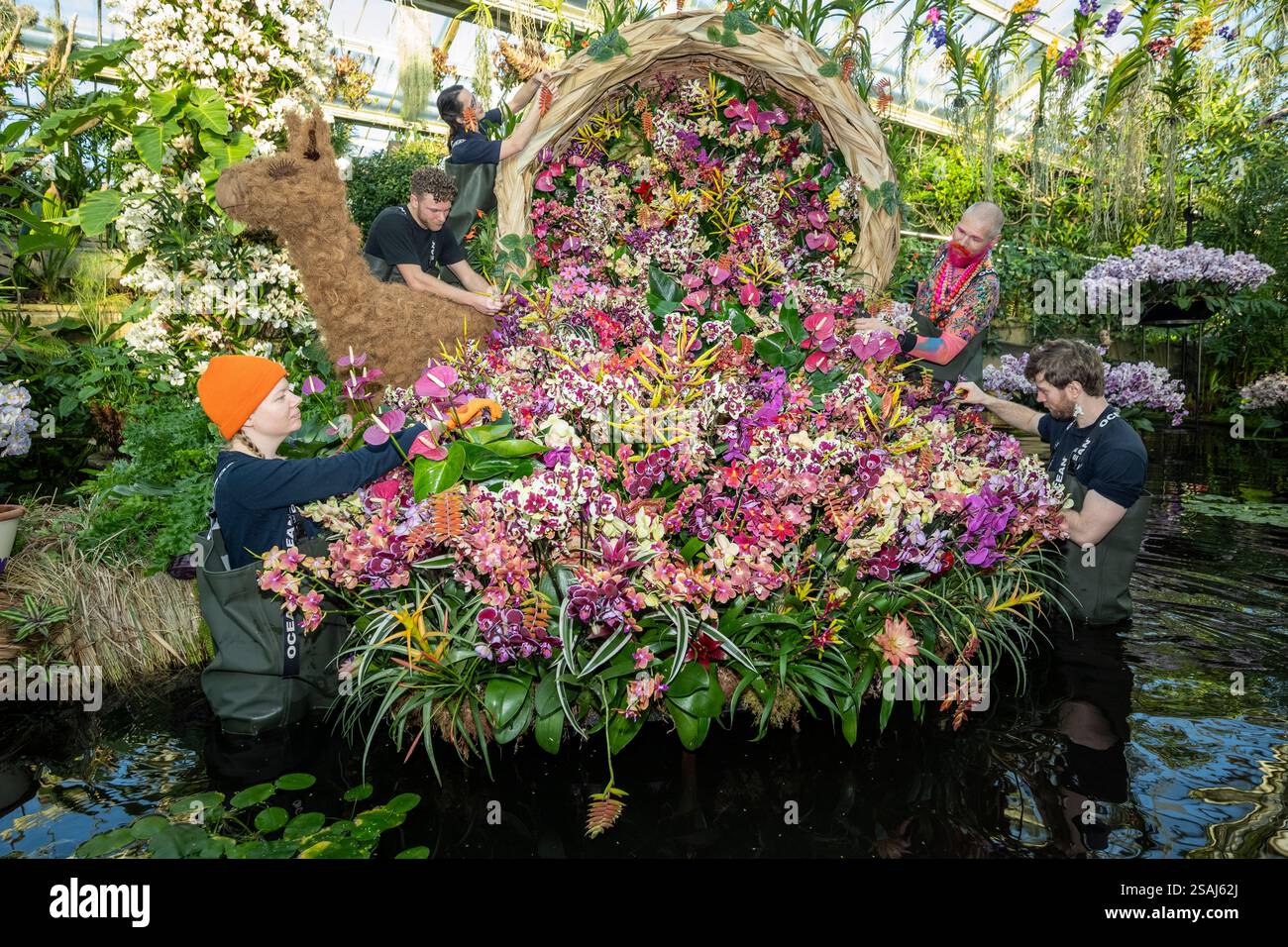 London, UK. 30 January 2025. Kew staff, including (top right) Henck ...