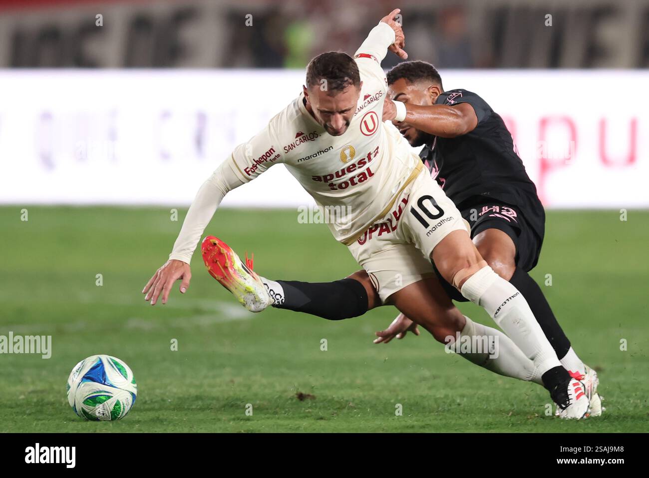 Lima, Peru. 29th Jan, 2025. Horacio Calcaterra of Universitario de ...