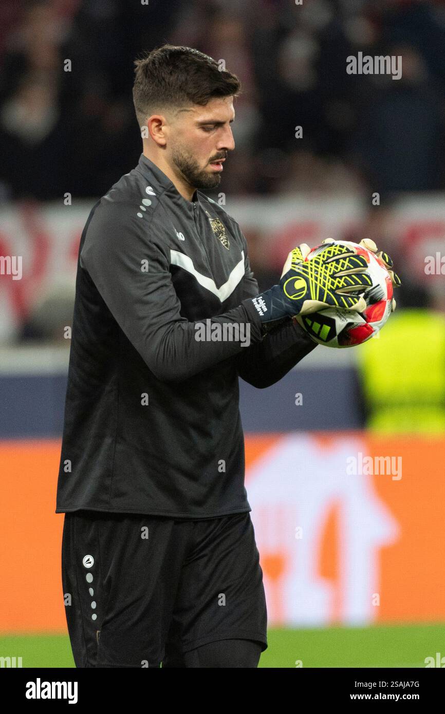 Fabian Bredlow (VfB Stuttgart, #01) GER, VfB Stuttgart vs. Paris Saint ...