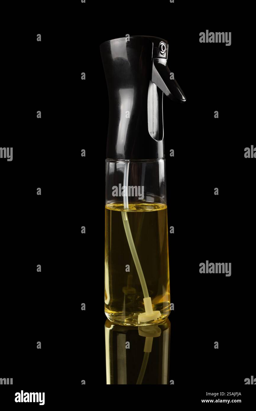 Olive oil spray dispenser hi-res stock photography and images - Alamy