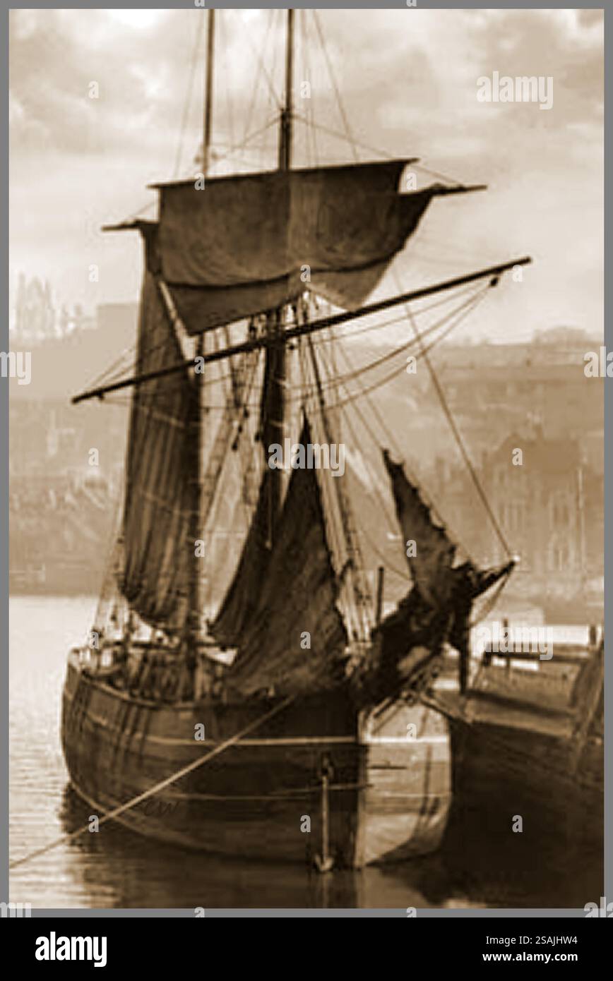 Ship now alert hi-res stock photography and images - Alamy