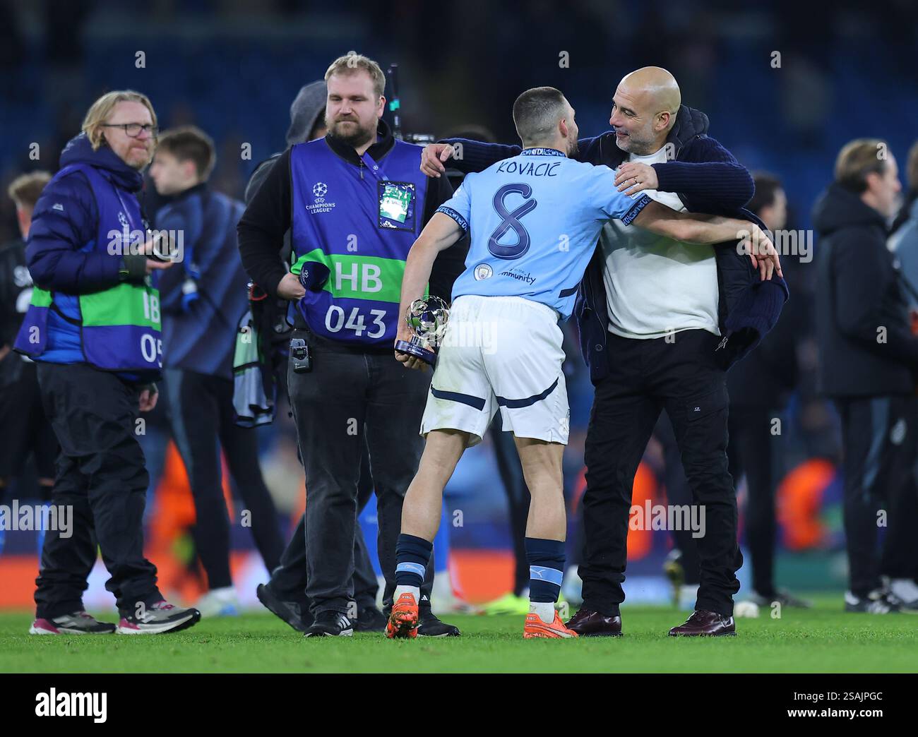 Josep Guardiola manager of Manchester City and Mateo Kovacic of ...