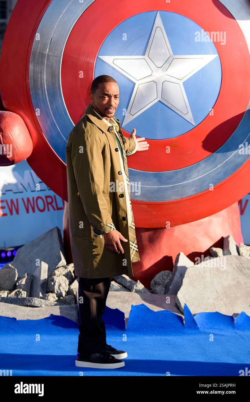 Anthony Mackie beim Photocall zum Kinofilm Captain America: Brave New ...