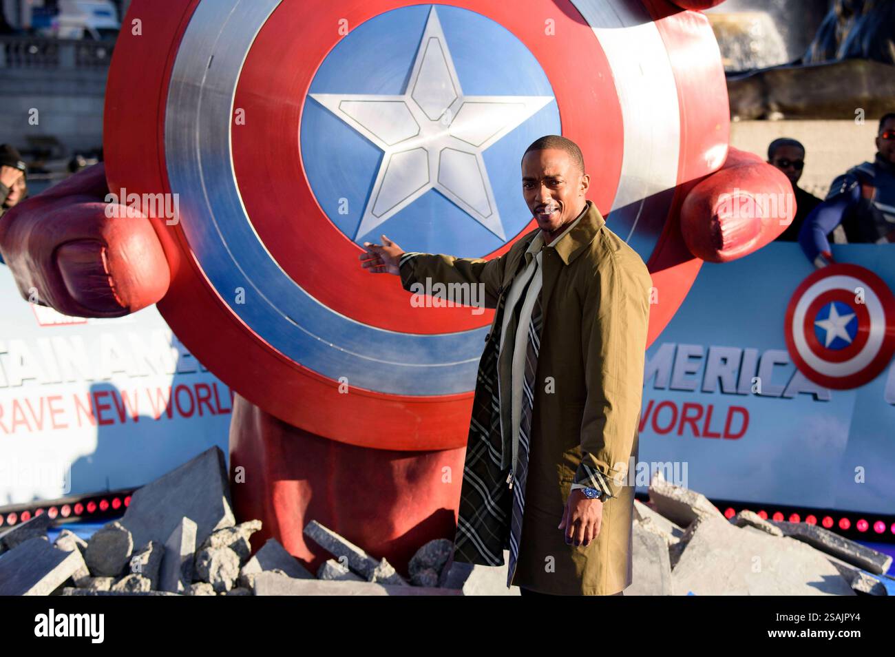 Anthony Mackie beim Photocall zum Kinofilm Captain America: Brave New ...