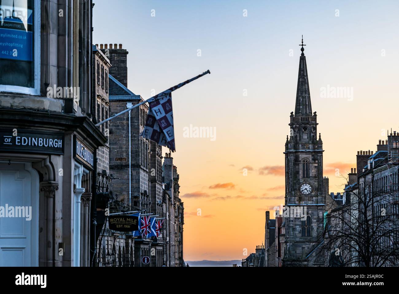 Royal Mile, Edinburgh, Scotland, UK, 30th January 2025. UK Weather ...
