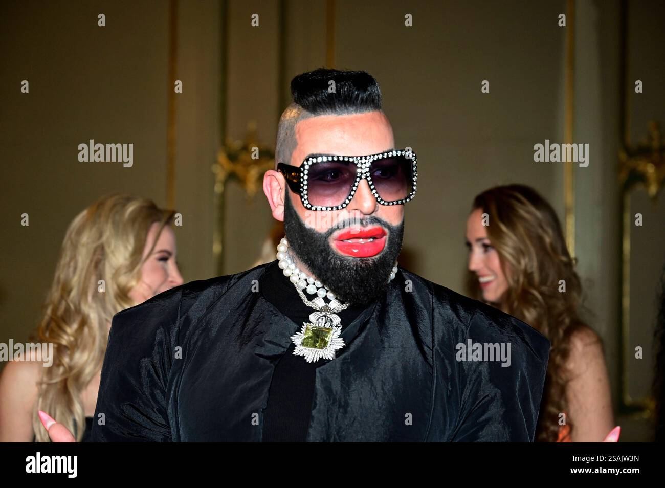 Harald Glööckler beim Harald Glööckler My Style Rocks Fashion-Dinner im ...