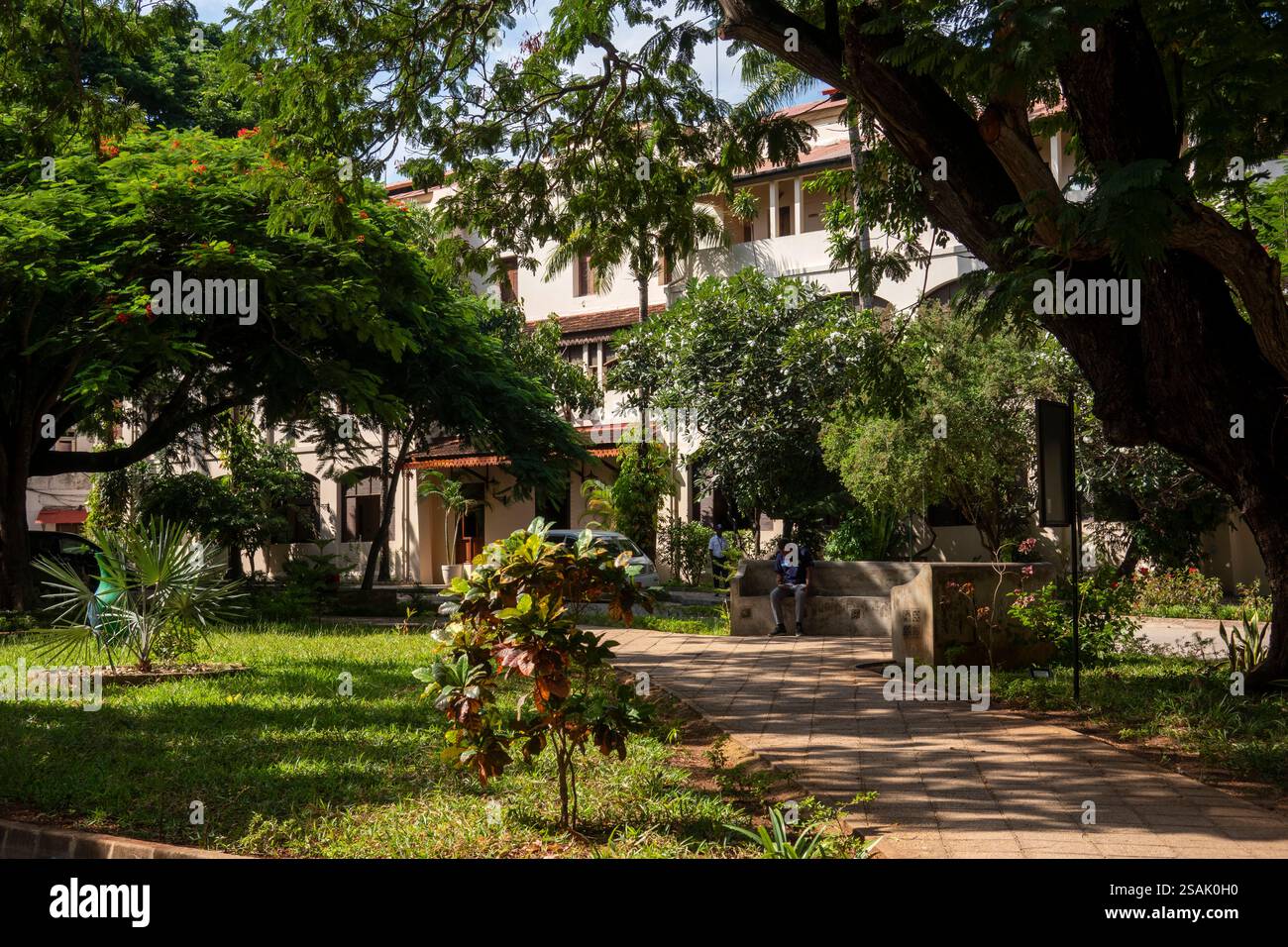 Kelele square hi-res stock photography and images - Alamy