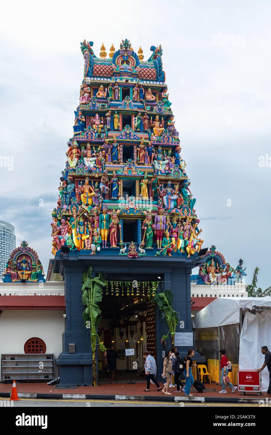 Sri Mariamman Temple in the downtown Chinatown district is Singapore's oldest Hindu temple. It ...