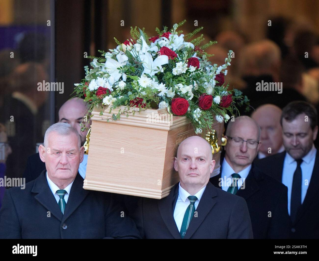 The coffin of Lord John Prescott is carried out of Hull Minster ...