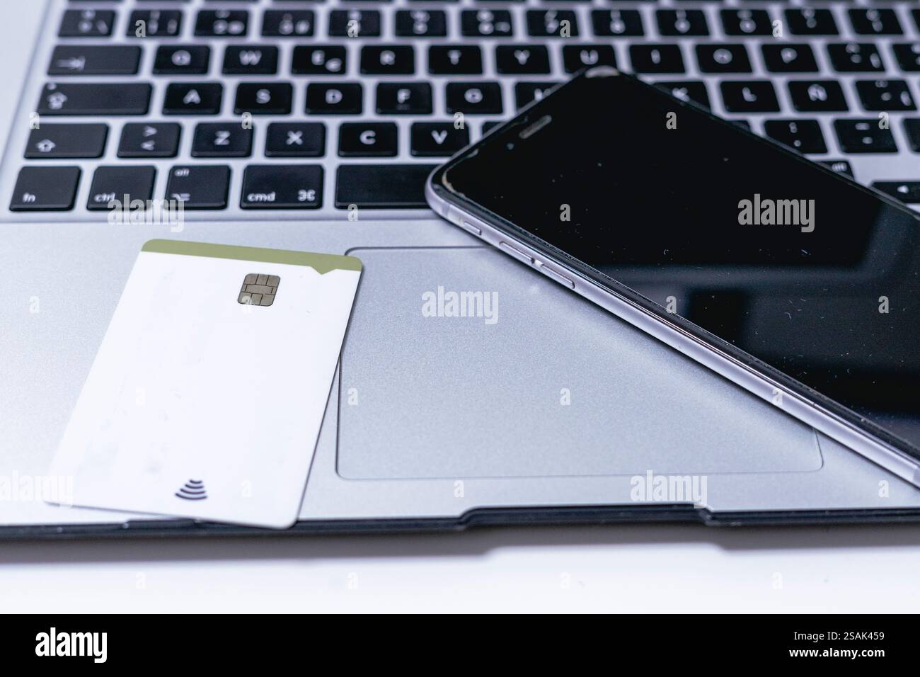 Modelo de pantalla hi-res stock photography and images - Alamy