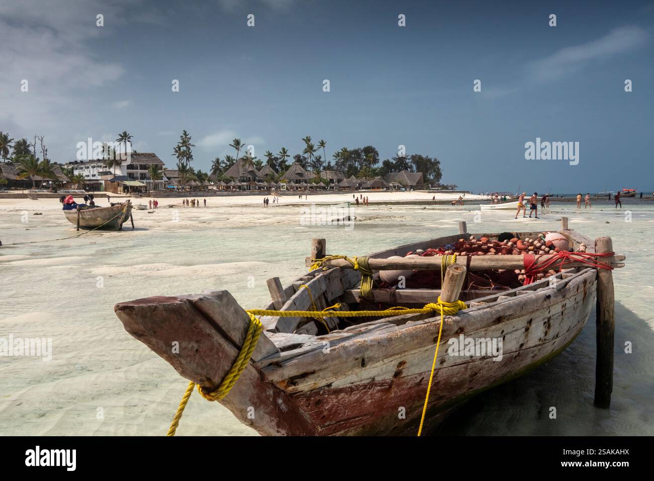 Fishing boat northern zanzibar hi-res stock photography and images - Alamy