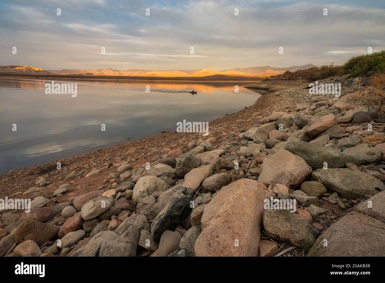 A view from the rocky shoreline of Horseshoe Reservoir in the Tonto ...
