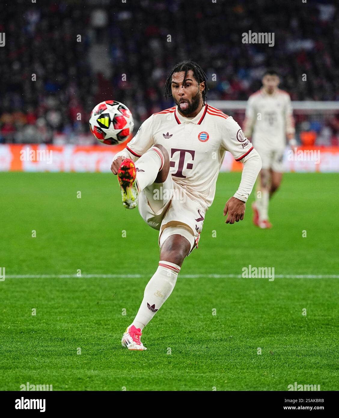 January 29 2025: Serge Gnabry (Bayern Munich) controls the ball during ...