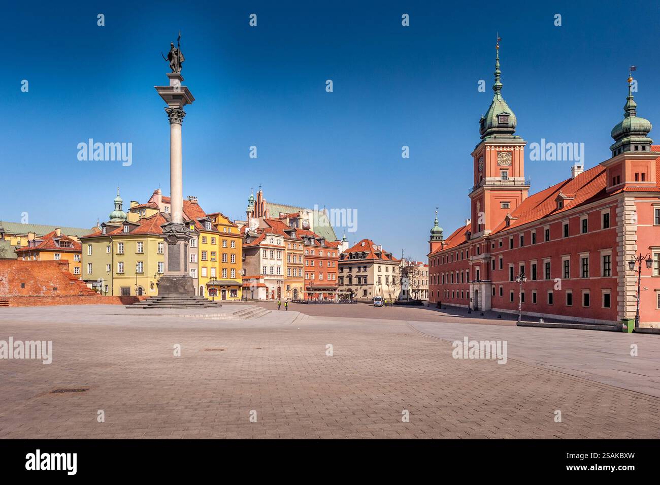 Castle Square in Warsaw, Poland, with Sigismund’s Column and the Royal ...