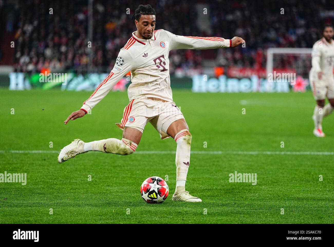January 29 2025: Michael Olise (Bayern Munich) controls the ball during ...