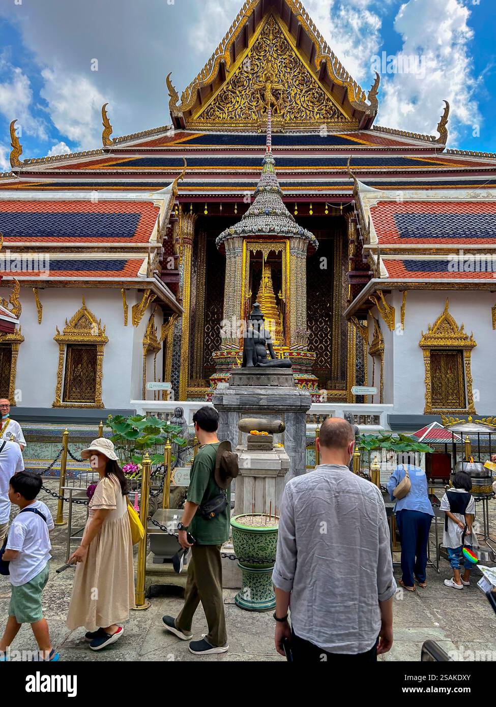 Bangkok, Thailand, Crowd People, Tourists, Visiting, Decorated Façade ...