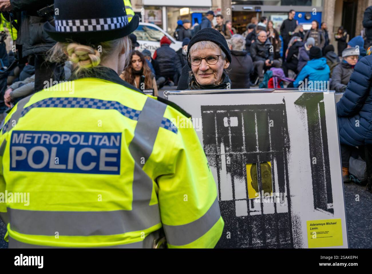 Police officers manage hi-res stock photography and images - Alamy