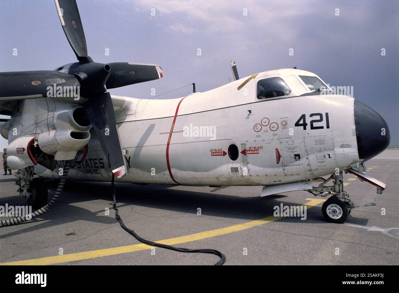 First Gulf War: 25th March 1991 A U.S. Navy COD Grumman C-2 Greyhound ...