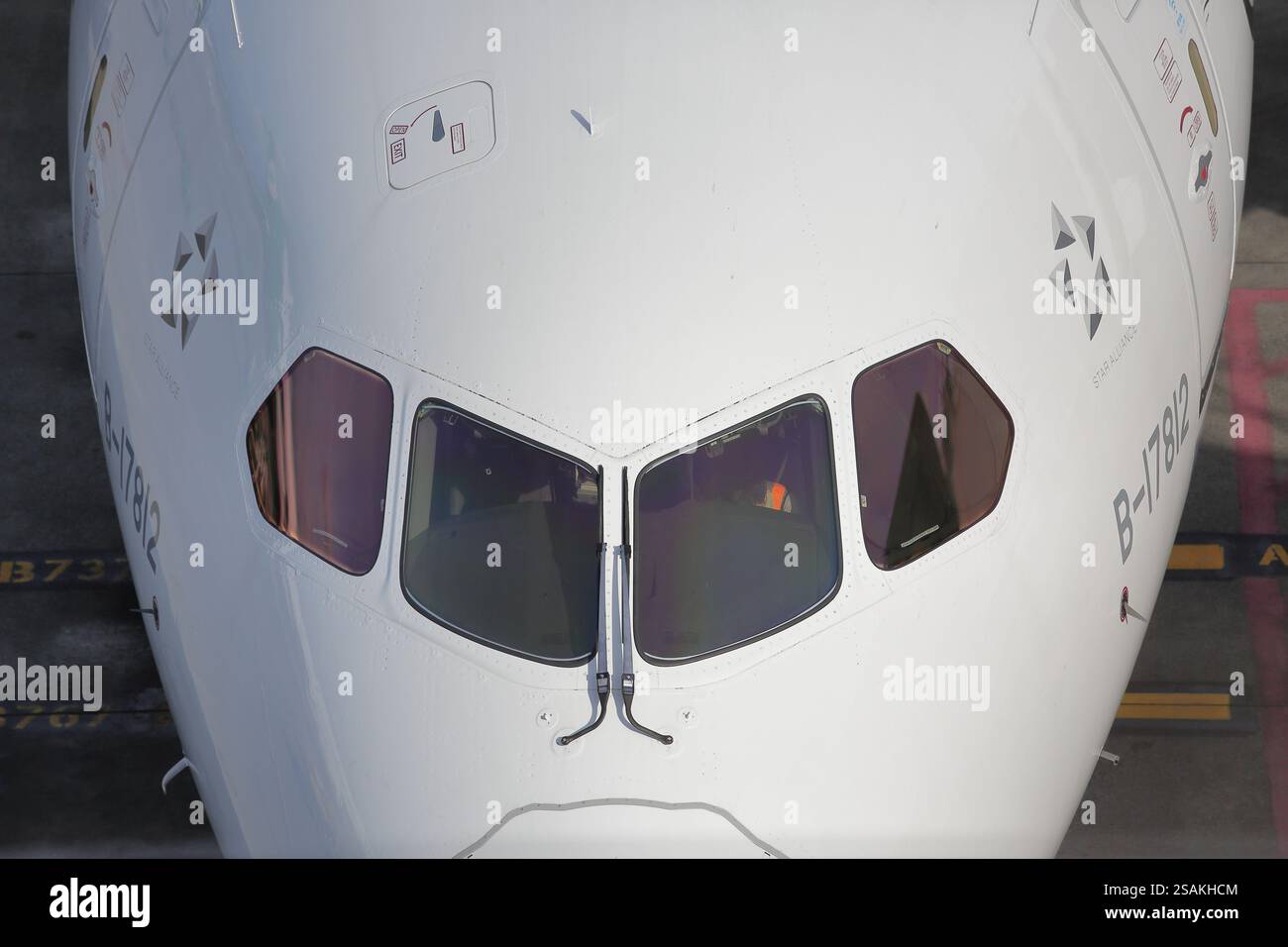 Close up view of the cockpit area of a Boeing 787-10 DREAMLINER wide ...