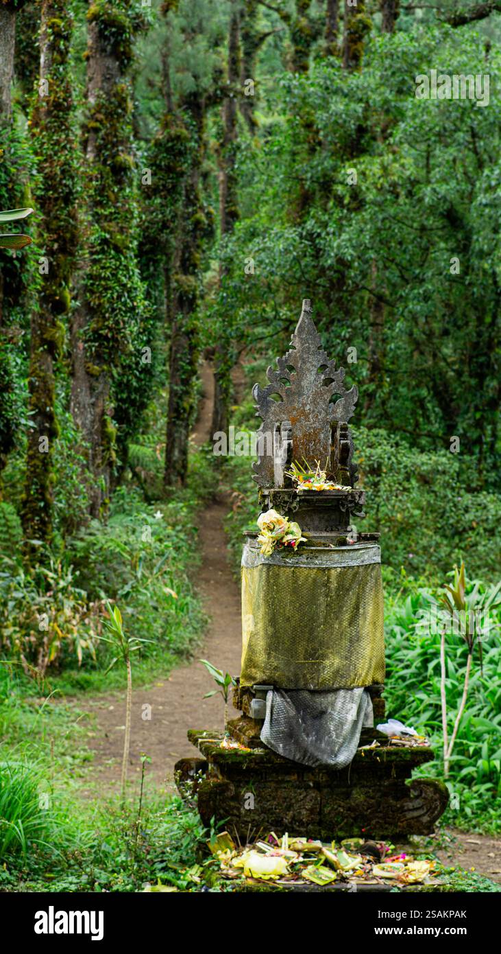 Spiritual place along trail hi-res stock photography and images - Alamy