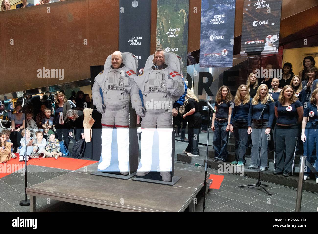 Kim Gladstone Herlev, Executive Director of Experimentarium (L) and ESA ...