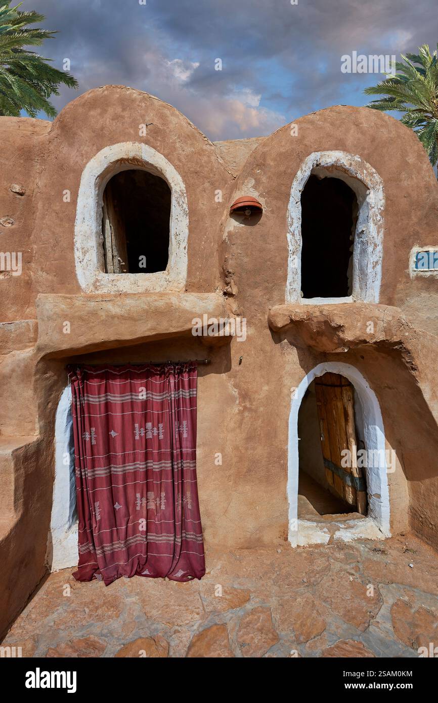 Ksar Hedada, Tunisia, Fortified Berber Ghorfa vaulted food Storage ...