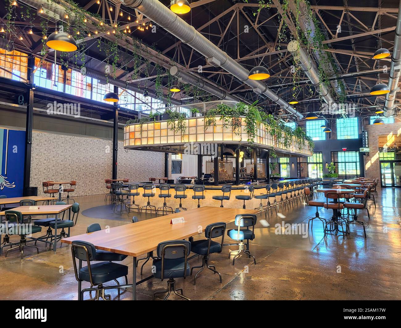 Modern Industrial Restaurant with Greenery Bar in Franklin Eye Level ...