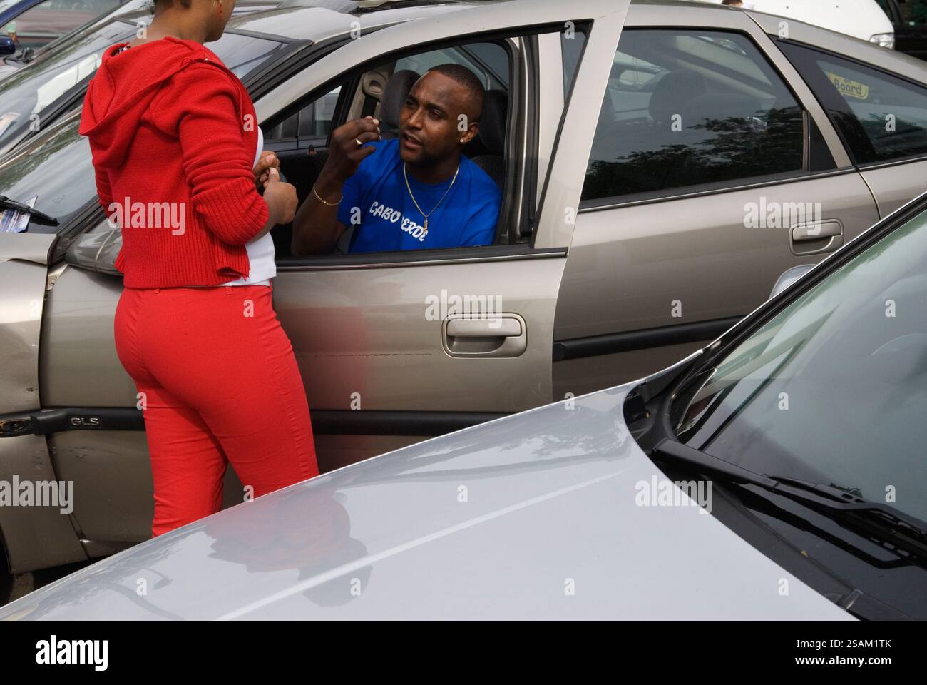 Woman and being chatted up hi-res stock photography and images - Alamy