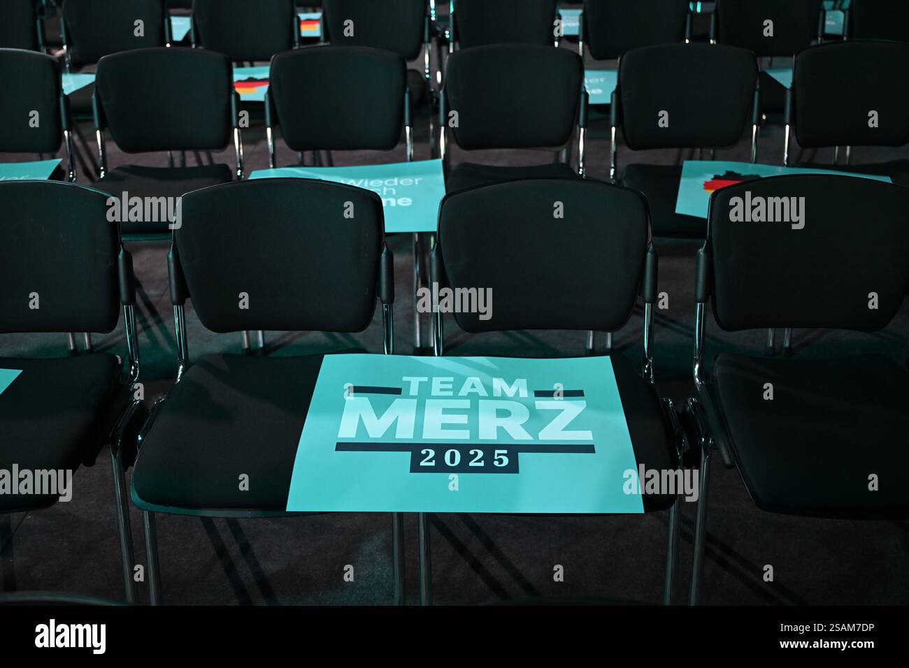Dresden, Germany. 30th Jan, 2025. A sign reading "Team Merz 2025" lies ...