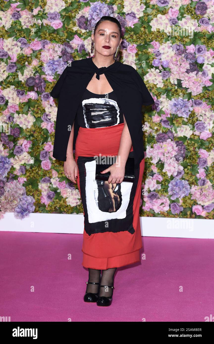 Jesse Ware bei der Premiere des Kinofilms 'Bridget Jones: Mad About the ...