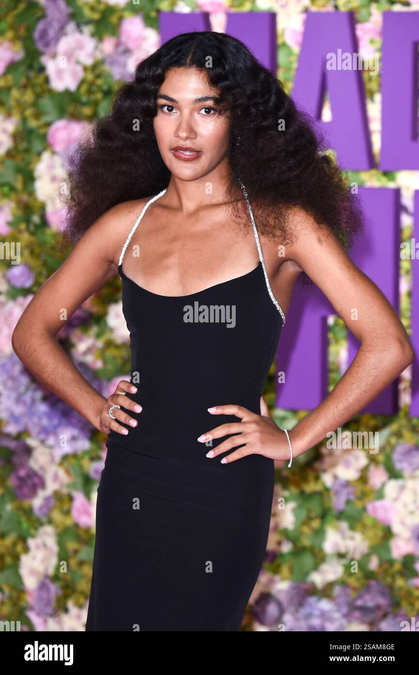 Olivia Dean bei der Premiere des Kinofilms 'Bridget Jones: Mad About ...