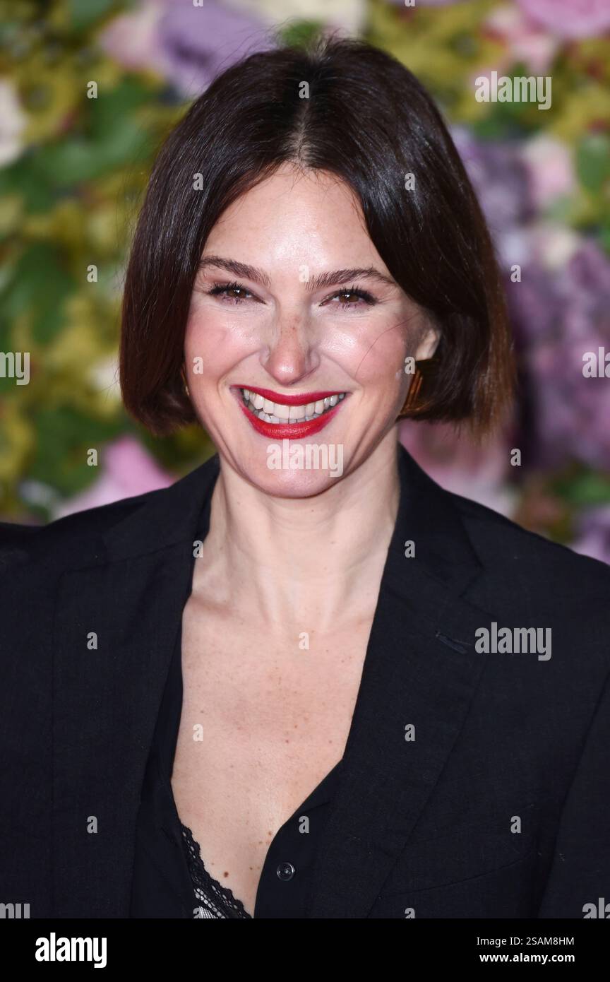 Elizabeth Day bei der Premiere des Kinofilms 'Bridget Jones: Mad About ...