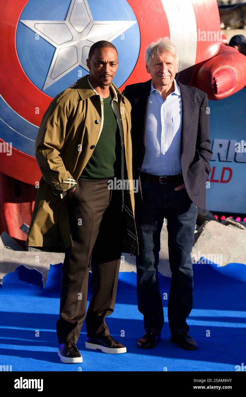 Anthony Mackie und Harrison Ford beim Photocall zum Kinofilm 'Captain ...