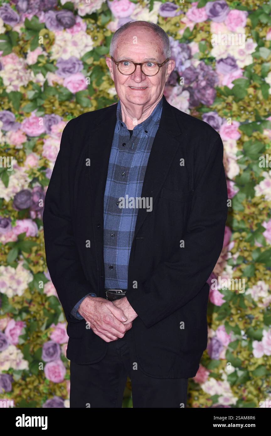 Jim Broadbent bei der Premiere des Kinofilms 'Bridget Jones: Mad About ...