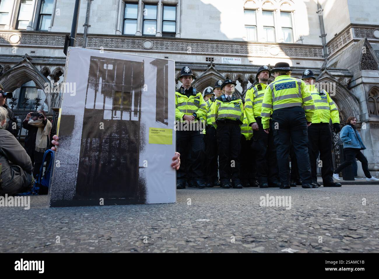 London, UK. 30 January, 2025. Supporters of jailed climate activists ...