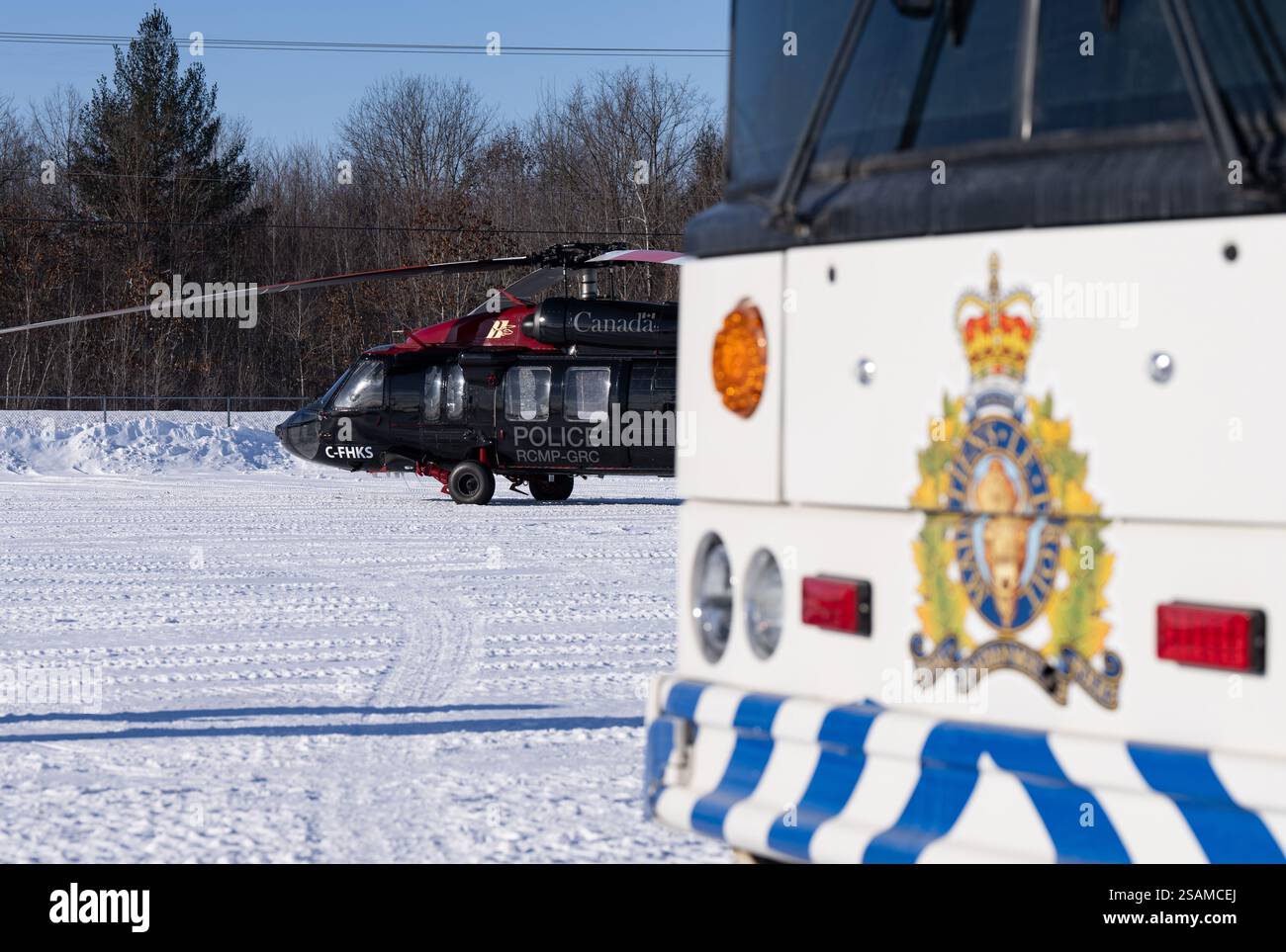 St Antoine Abbe, Canada. 29th Jan, 2025. A new Black Hawk helicopter ...