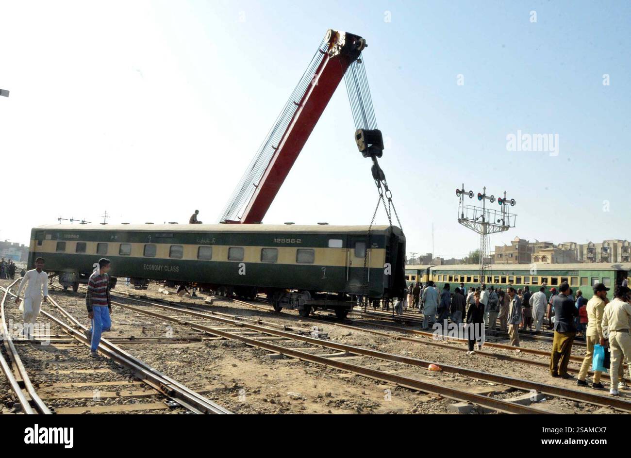 Changing bogie hi-res stock photography and images - Alamy