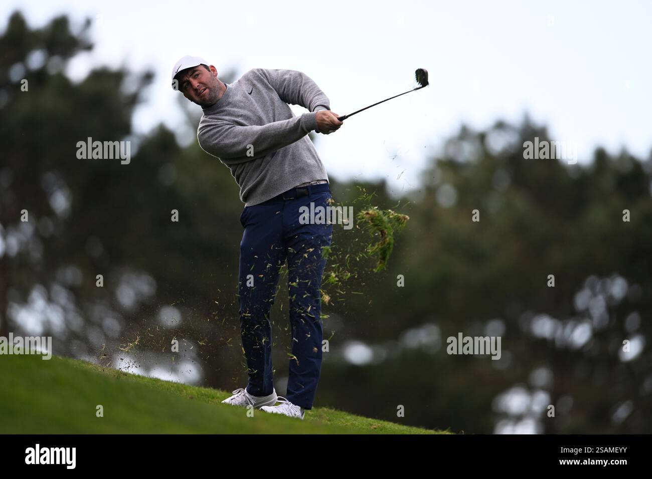 Scottie Scheffler hits from the 10th fairway at Spyglass Hill Golf ...