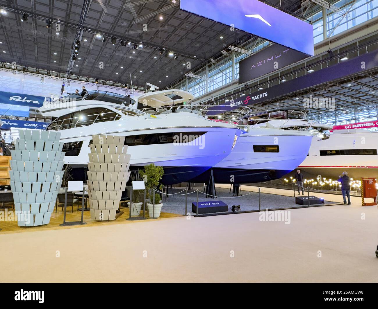 View stand expo hi-res stock photography and images - Alamy