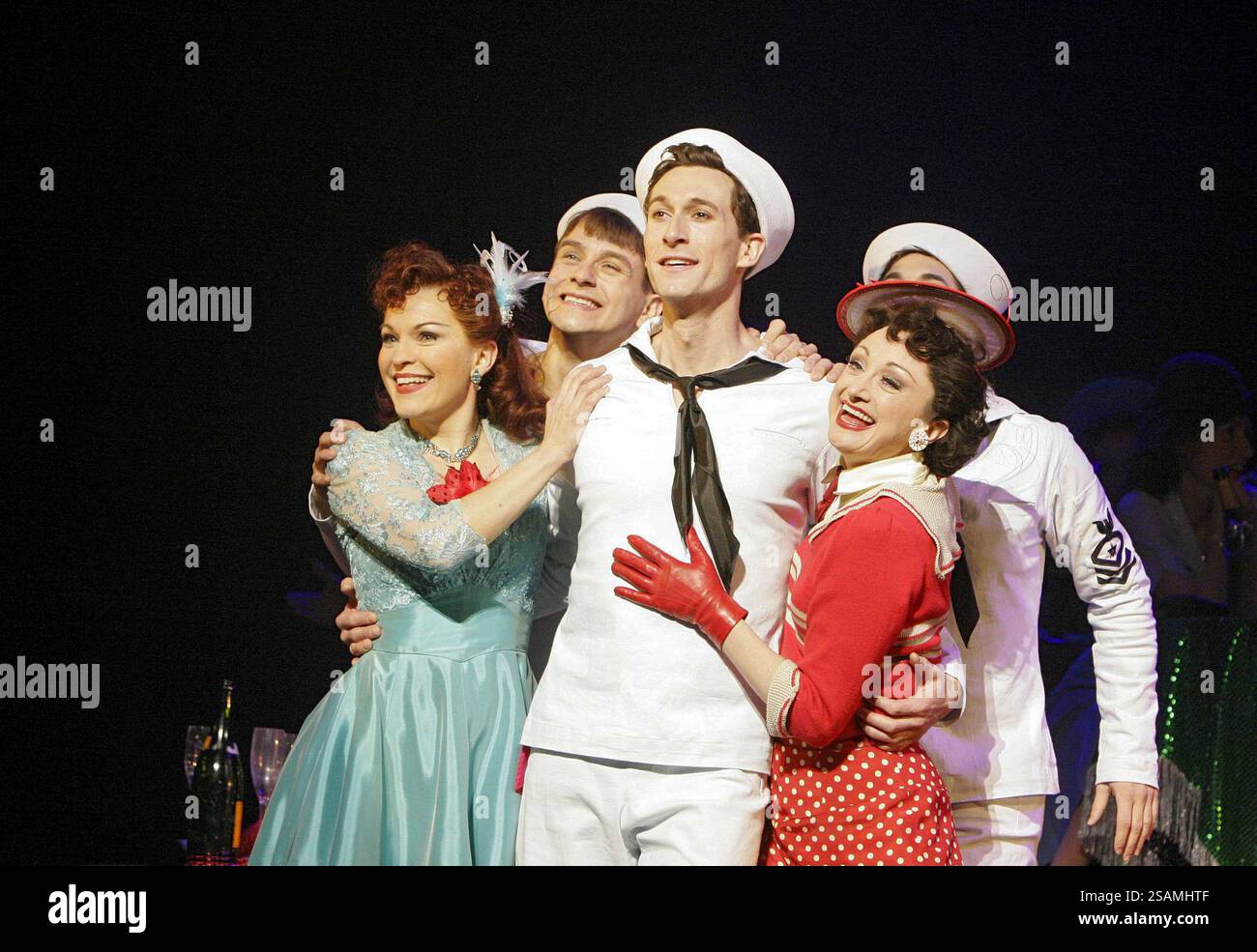 l-r: Lucy Schaufer (Claire de Loone), Tim Howar (Ozzie), Aaron Lazar ...