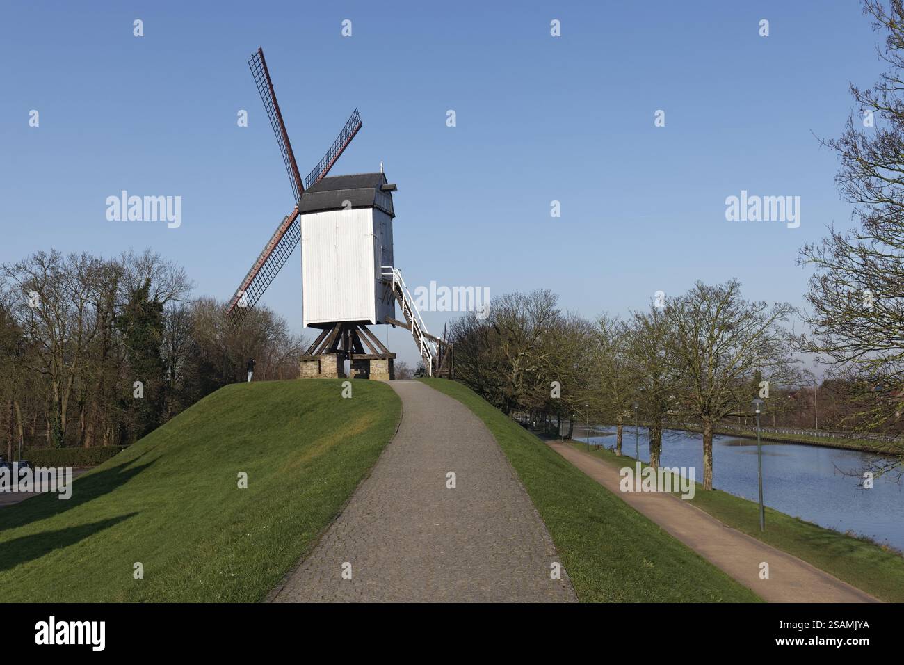 Flemish windmills mill mills hi-res stock photography and images - Alamy