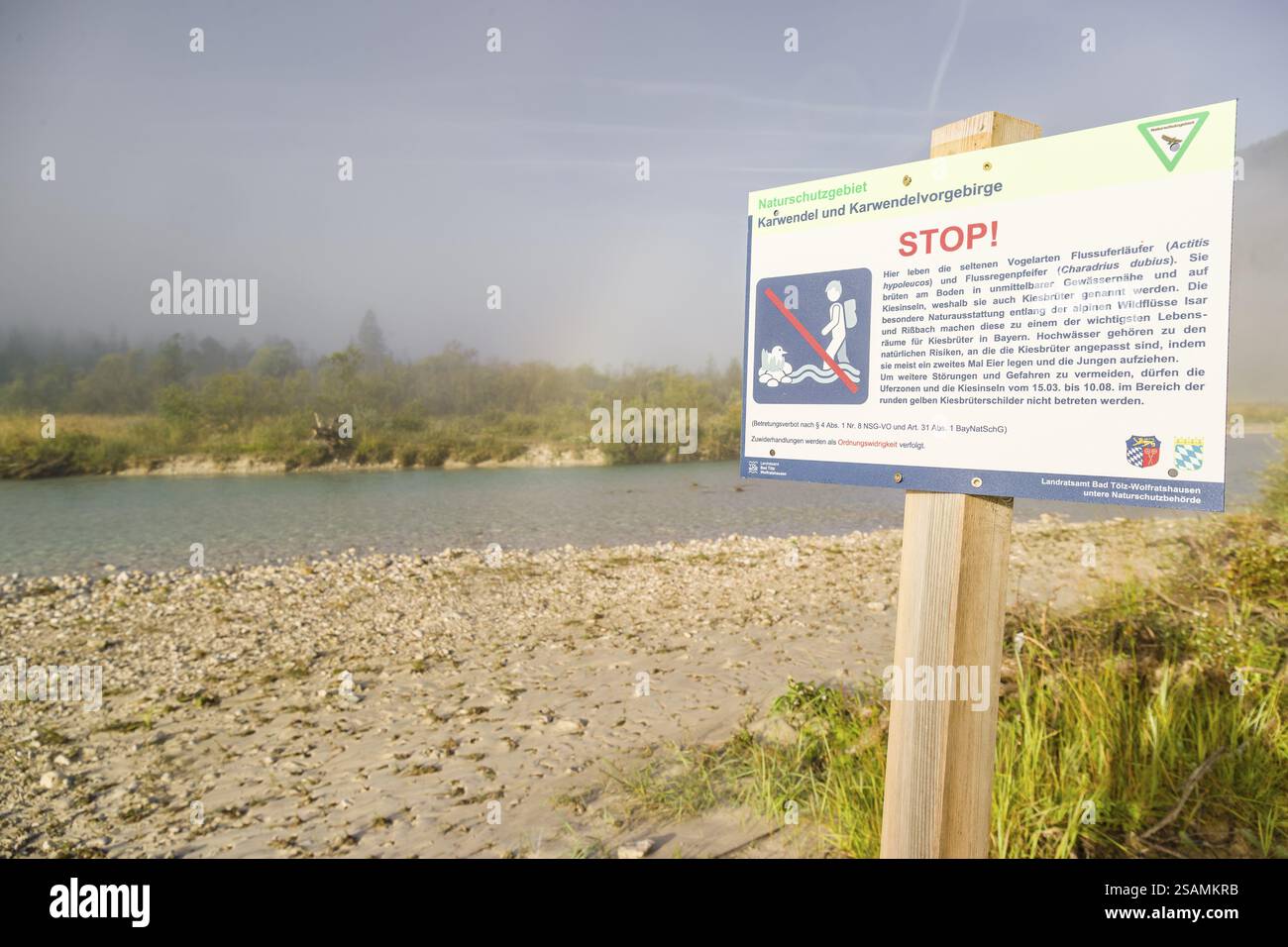 Isar valley nature conservancy area. Warning sign, bird breeding area ...
