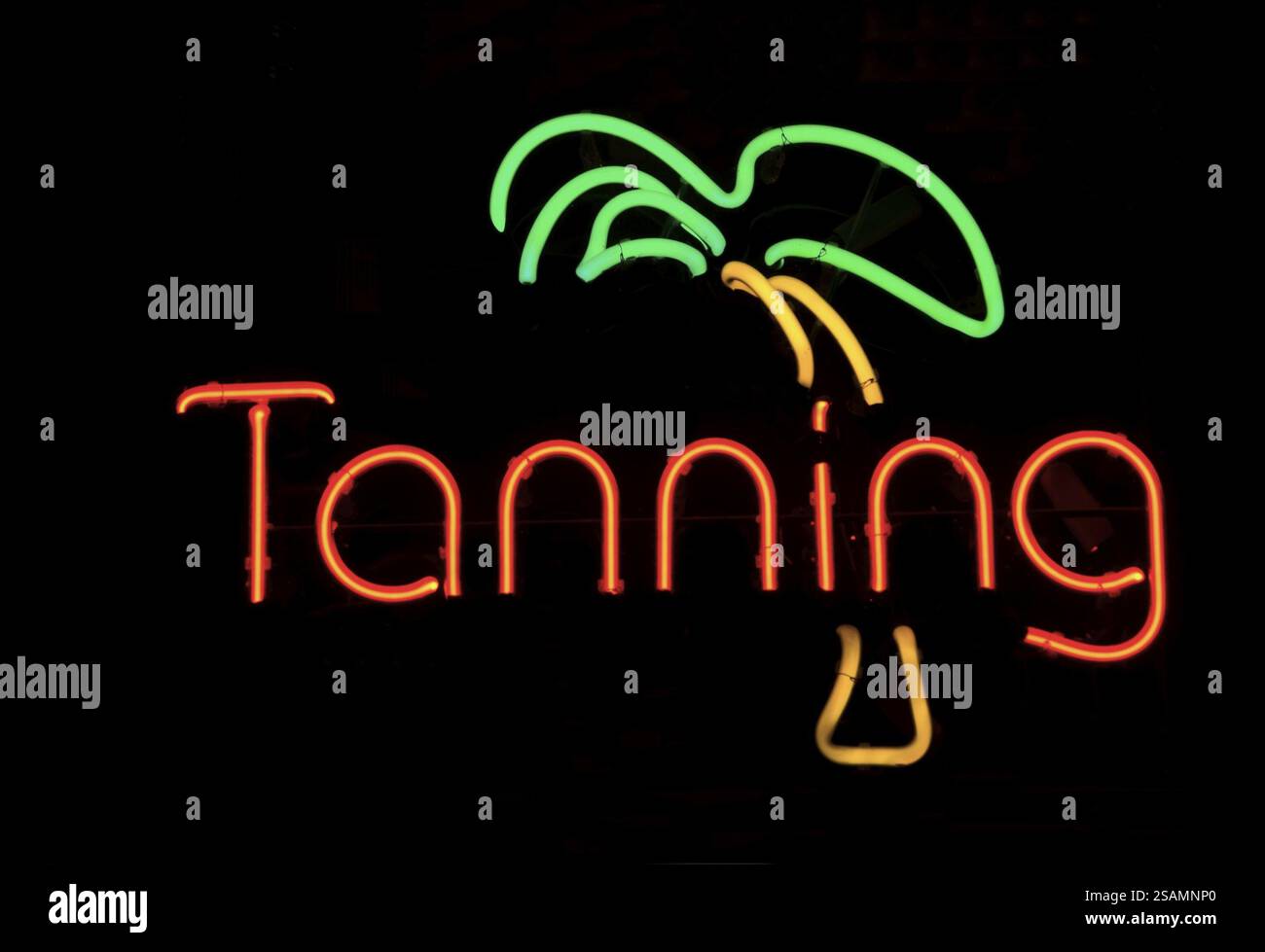 Window display showcases hi-res stock photography and images - Alamy